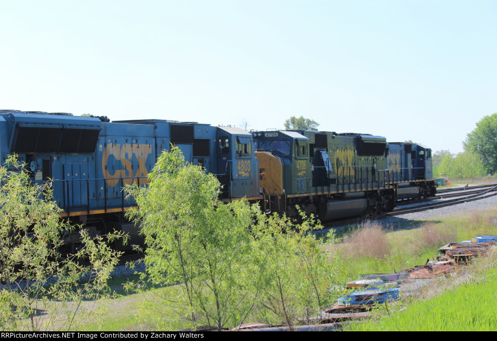 CSX 4803 4706